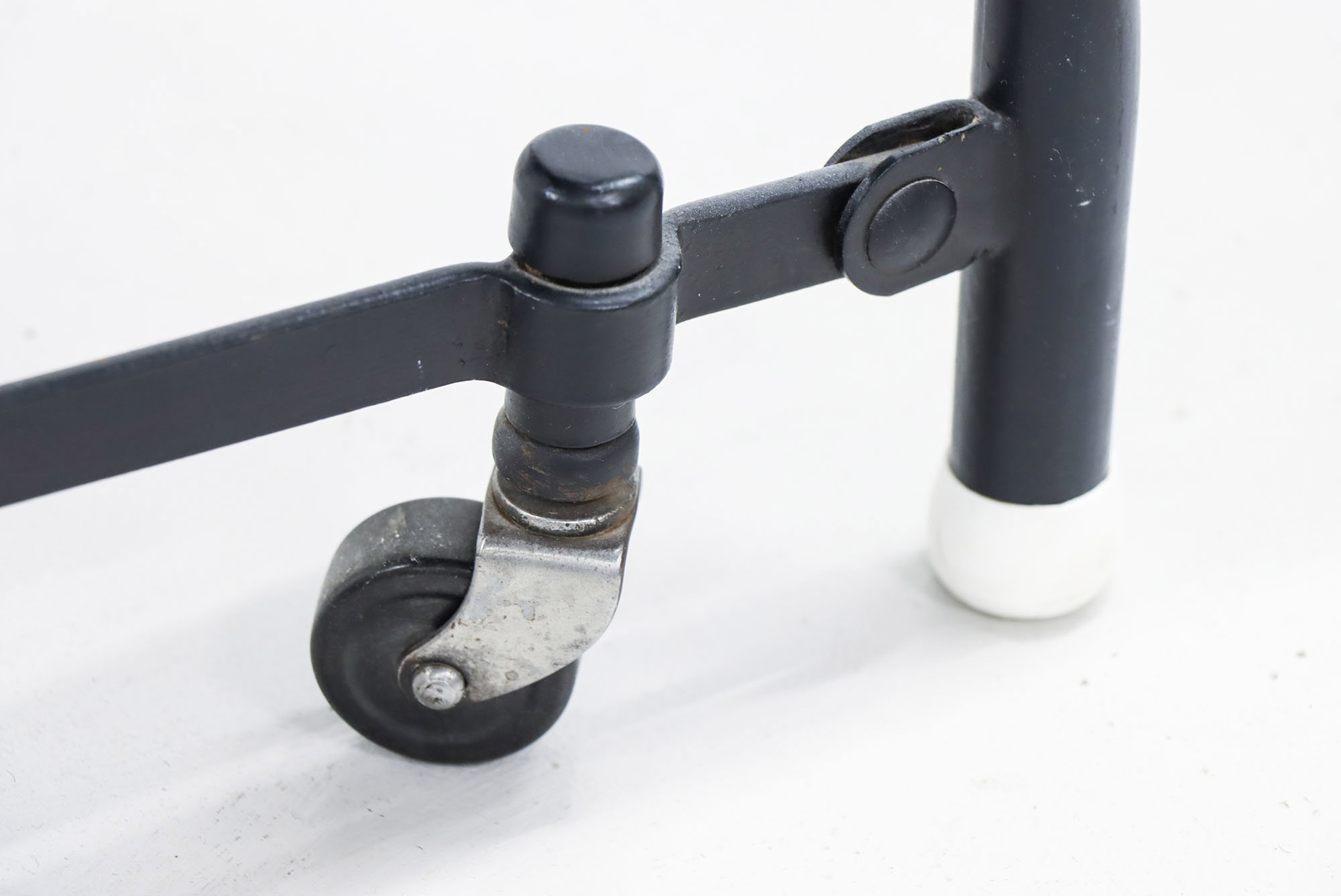 Bord på hjul, Remington Rand | Auktion.se